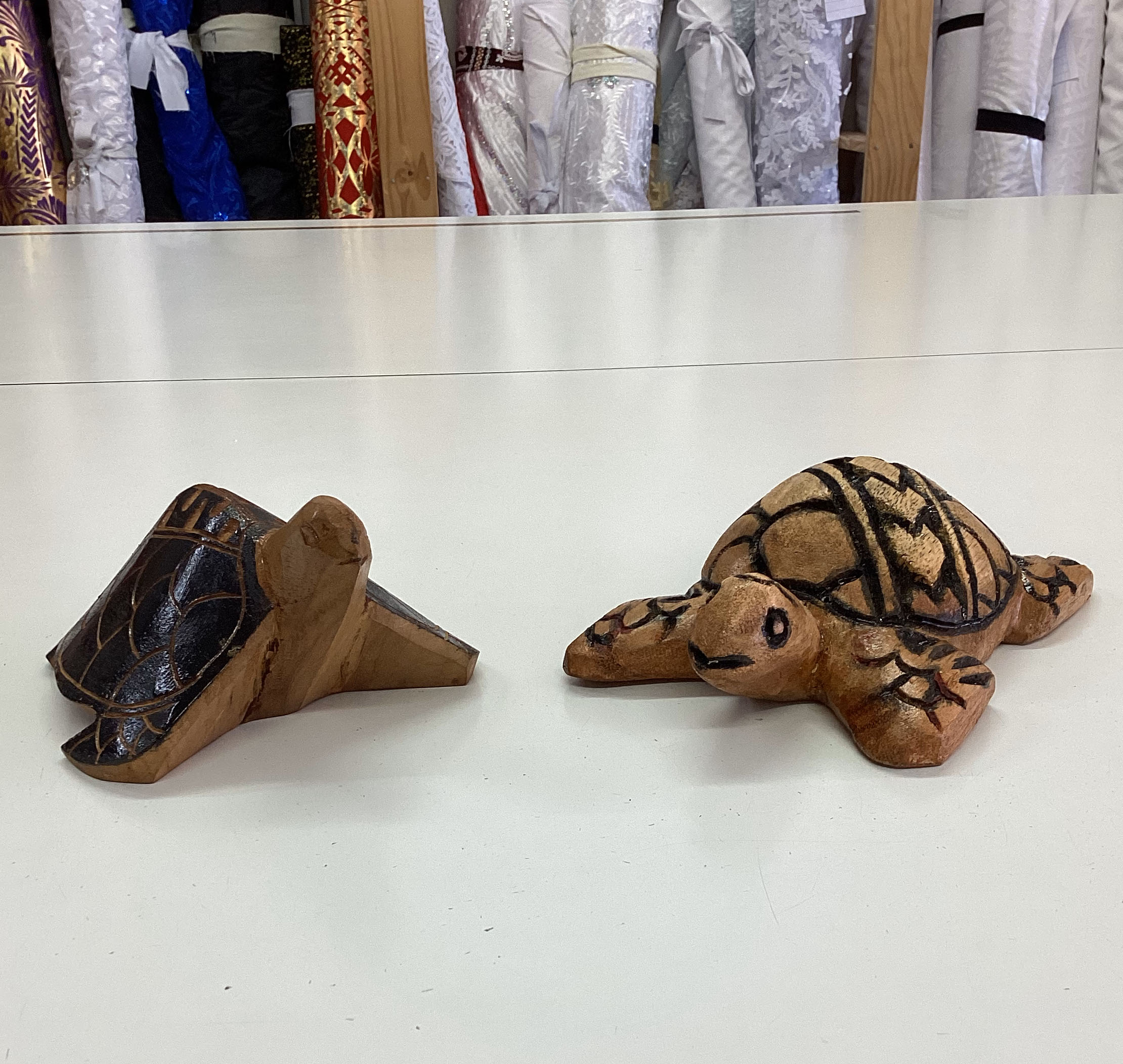 Wood Carved Turtle - Polynesian Choice